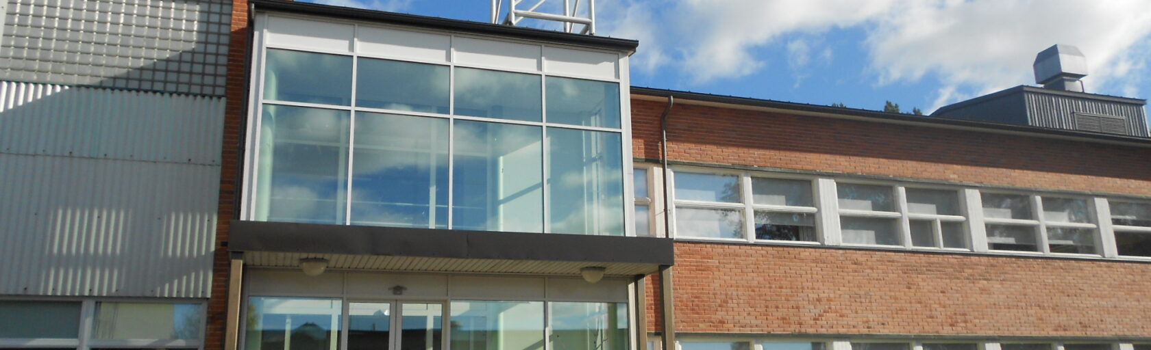 Närpes gymnasium - Närpes stad / Närpiön kaupunki